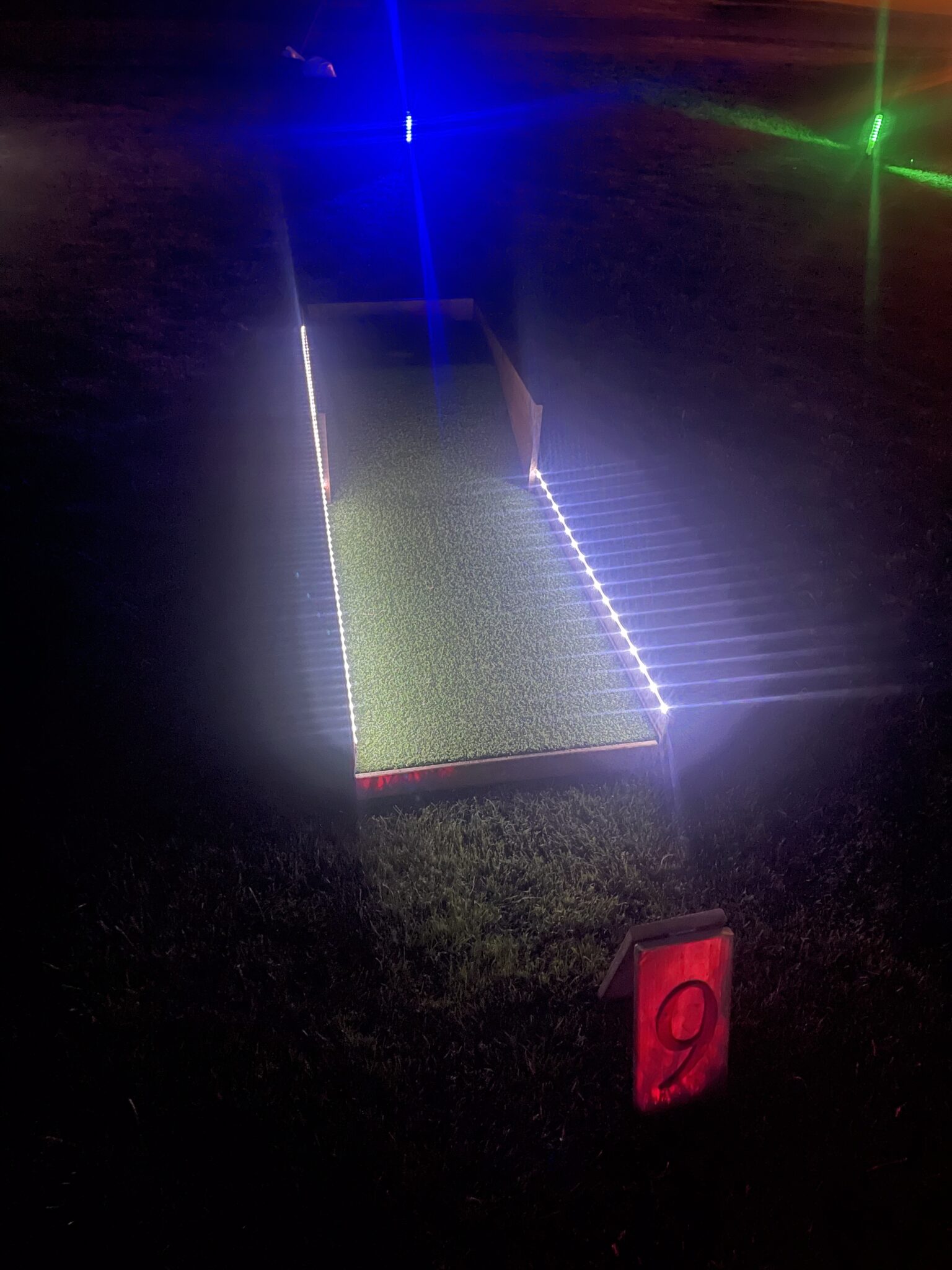 Night Birdies – The Ultimate Night Golf Experience